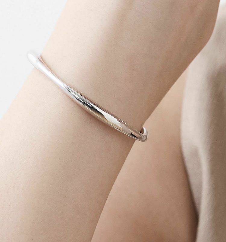 NEW | 痛くないイヤリング WOJE